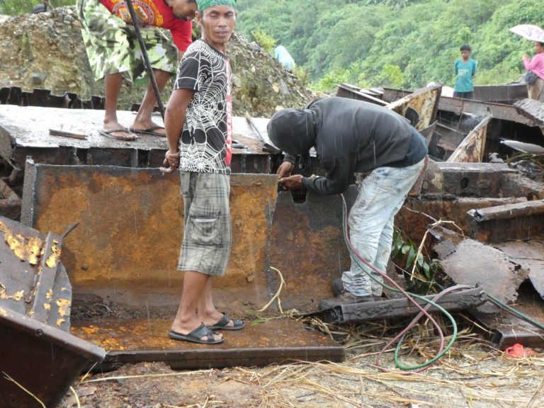 Maricalum Mining Site - Land and Resource Use in the Philippines